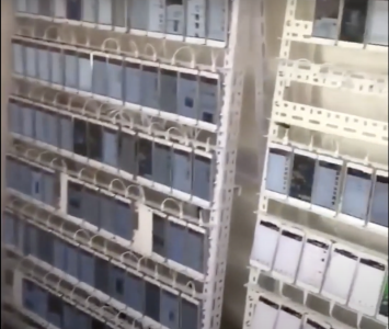 Bot Farms: What Are They & What Are They For